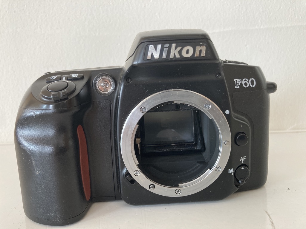 Yahoo!オークション - 12836) Nikon F60