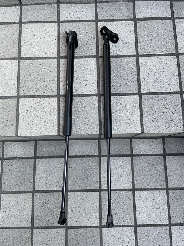 Yahoo!オークション - プリウス DAA-ZVW50 純正リアゲートダンパー