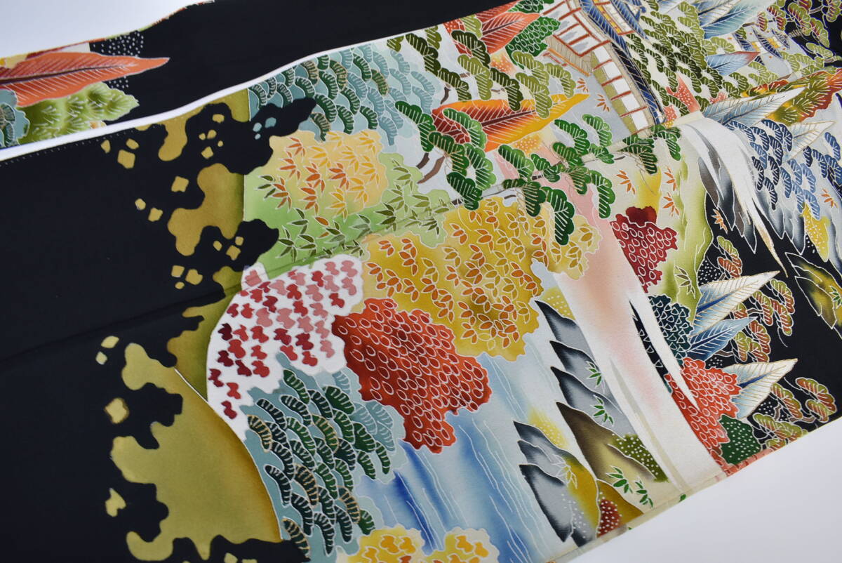 Yahoo!オークション - 【きものや】A264 すべて正絹 黒留袖 比翼付も ...