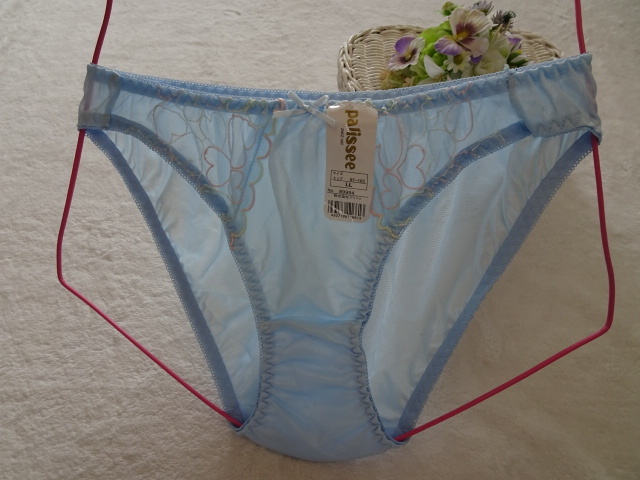 Yahoo!オークション - C893 ラブリー（ ^_^ ）お洒落 ショーツ(水色)LL