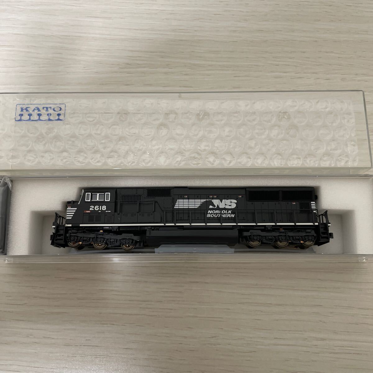 Yahoo!オークション - 【未走行】 KATO 176-8603 SD70M NS#2618 Nゲー...