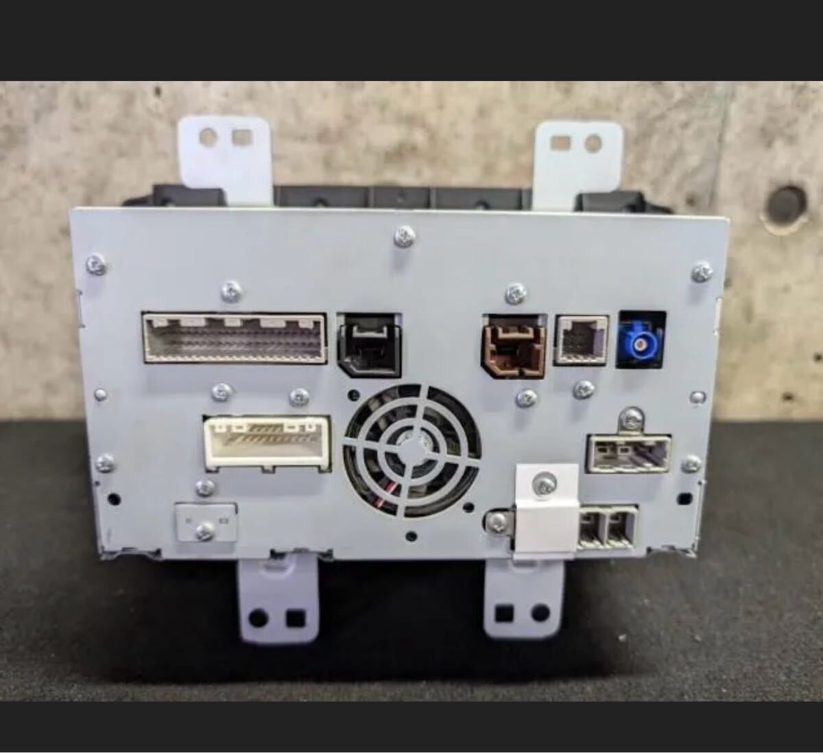 Yahoo!オークション - 日産 リーフ ZE1 純正 カーナビ QY-8605 SDカー...