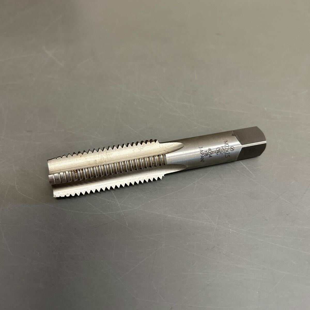 Yahoo!オークション - Y1170 OSG M22x2.5 HSS 4034 ドリル 切削工具 ポ...