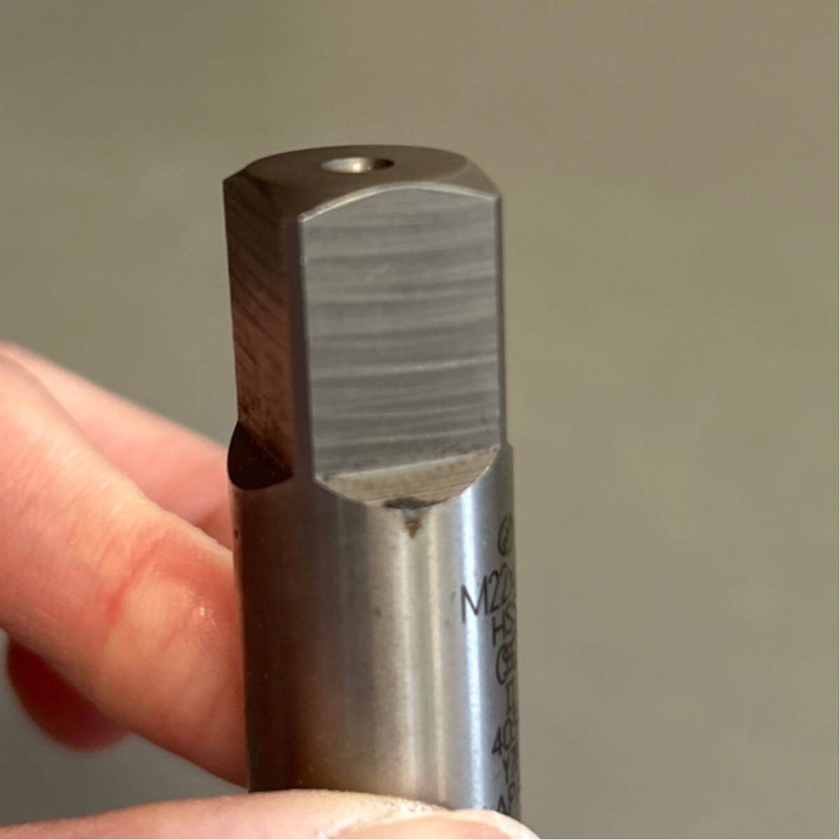 Yahoo!オークション - Y1170 OSG M22x2.5 HSS 4034 ドリル 切削工具 ポ...