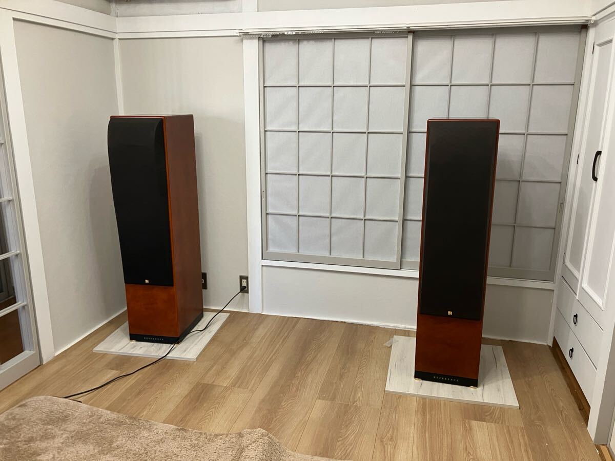 KEF REFERENCE MODEL 4 スピーカー (ペア) 本体。オリジナル KEF REFERENCE MODEL 4 スピーカー (ペア) 本体。オリジナル