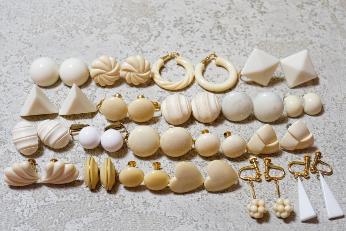 Yahoo!オークション - B2018 白/クリーム色系 海外製など ヴィンテージ...