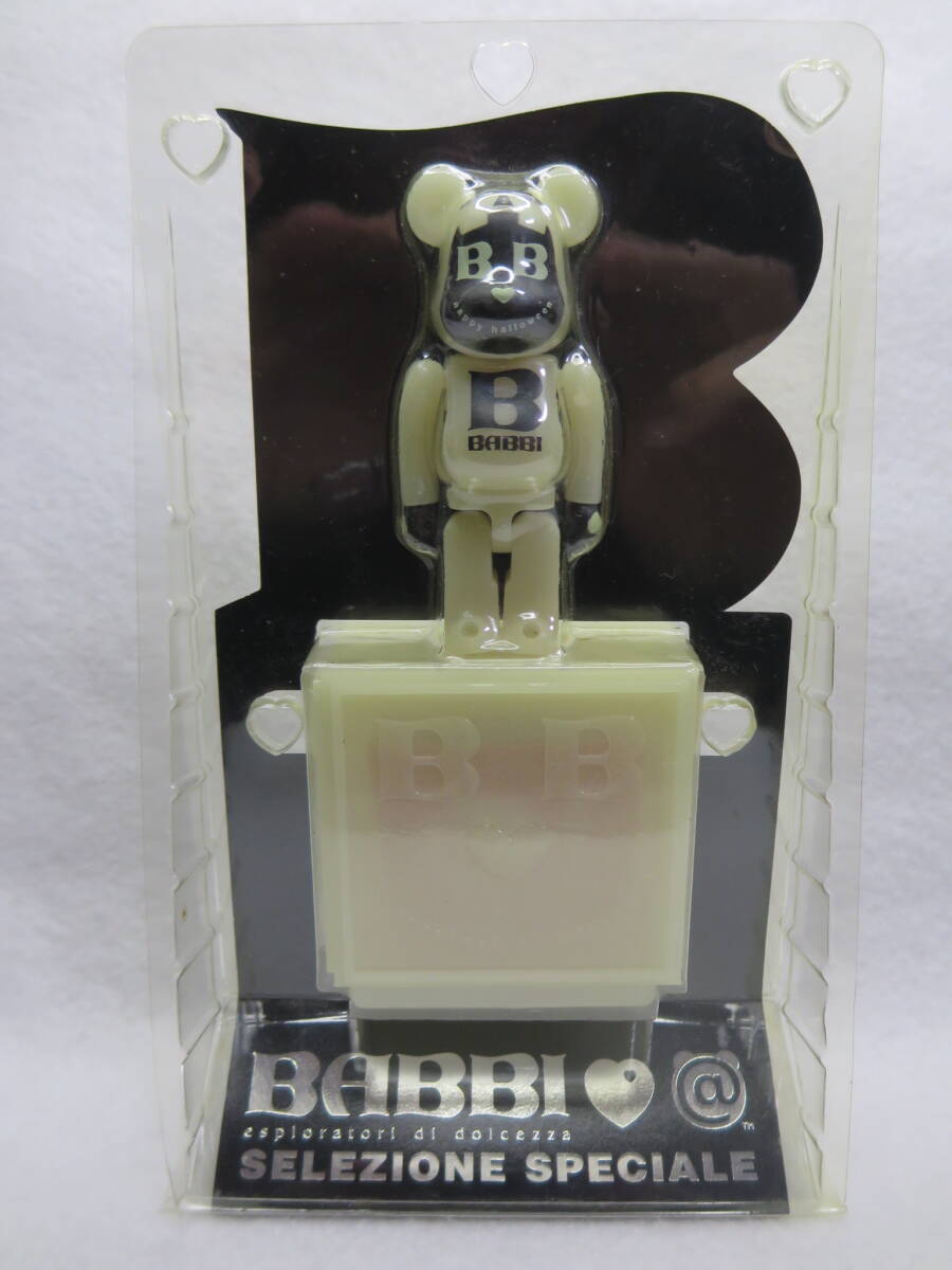 Yahoo!オークション - ベアブリック 100％ BABBI HALLOWEEN 09 蓄光 ...