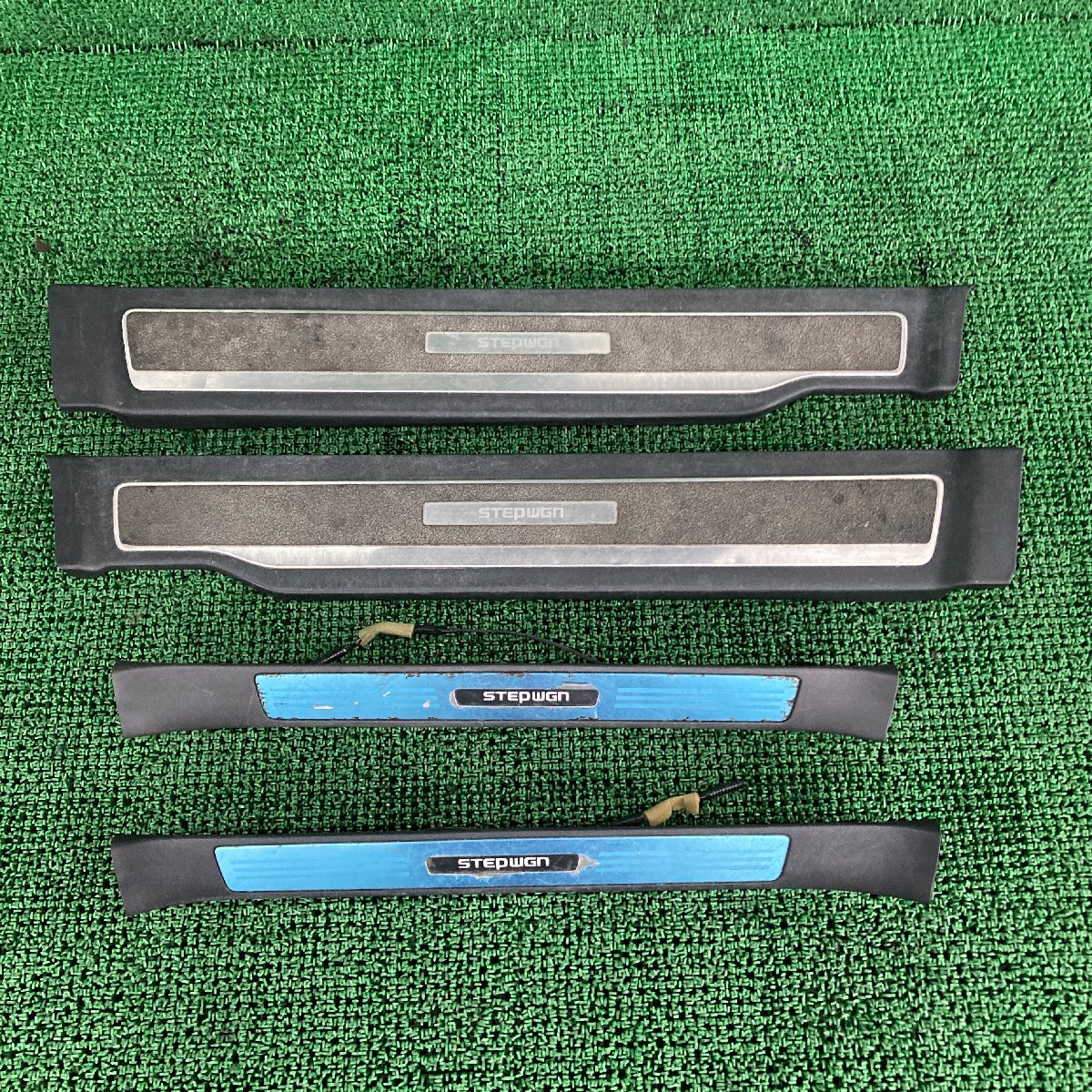 Yahoo!オークション - ステップワゴン Z RK5 スカッフプレート 一台分...