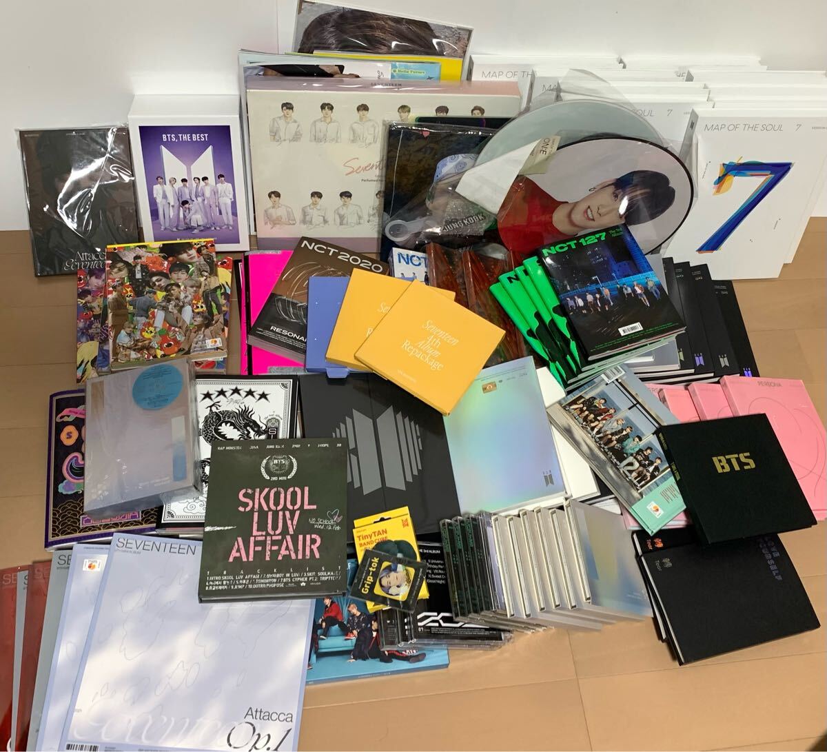 K-POP CD DVD Blu-ray グッズ 大量まとめ売り 約37kg / BTS 防弾少年 NCT SEVENTEEN 韓国アイドル(アジアンポップス)｜売買されたオークション情報 ...