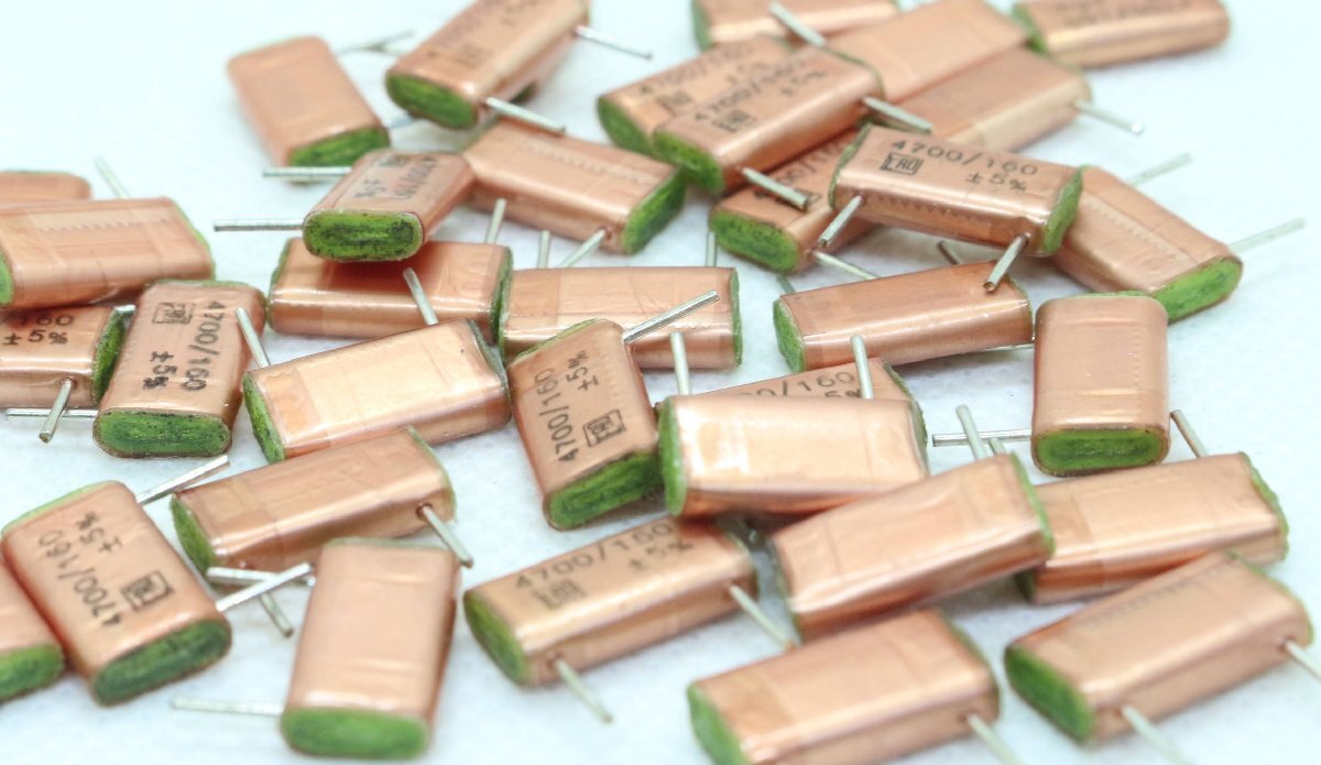 Yahoo!オークション - 激安 EROコンデンサ 20個セット 4700pF 160V KC1...