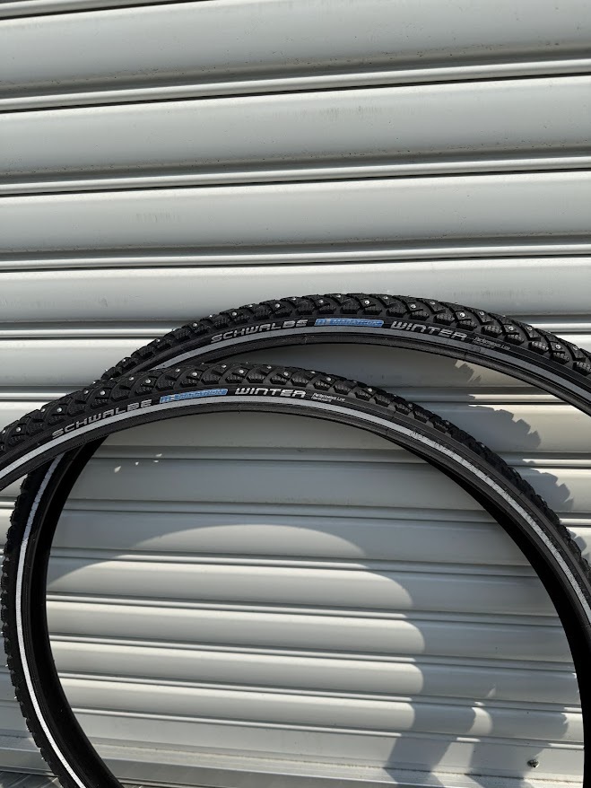 Yahoo!オークション - 【A401】 自転車 冬用タイヤ 2個セット スタッド...