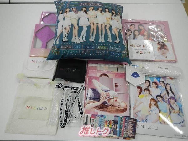 Yahoo!オークション - NiziU グッズセット [難小]