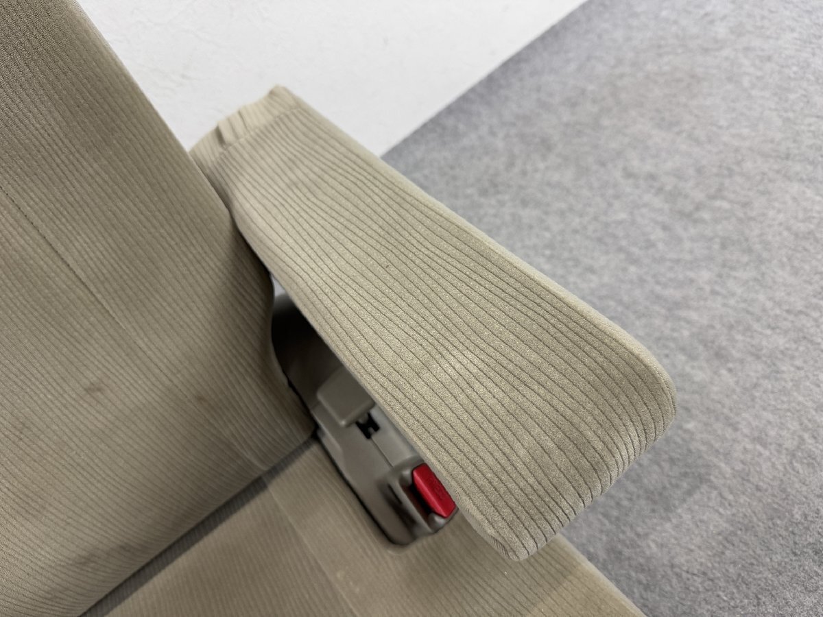 Yahoo!オークション - 破れ無 H24年 S331G アトレーカスタムR 純正 右 ...