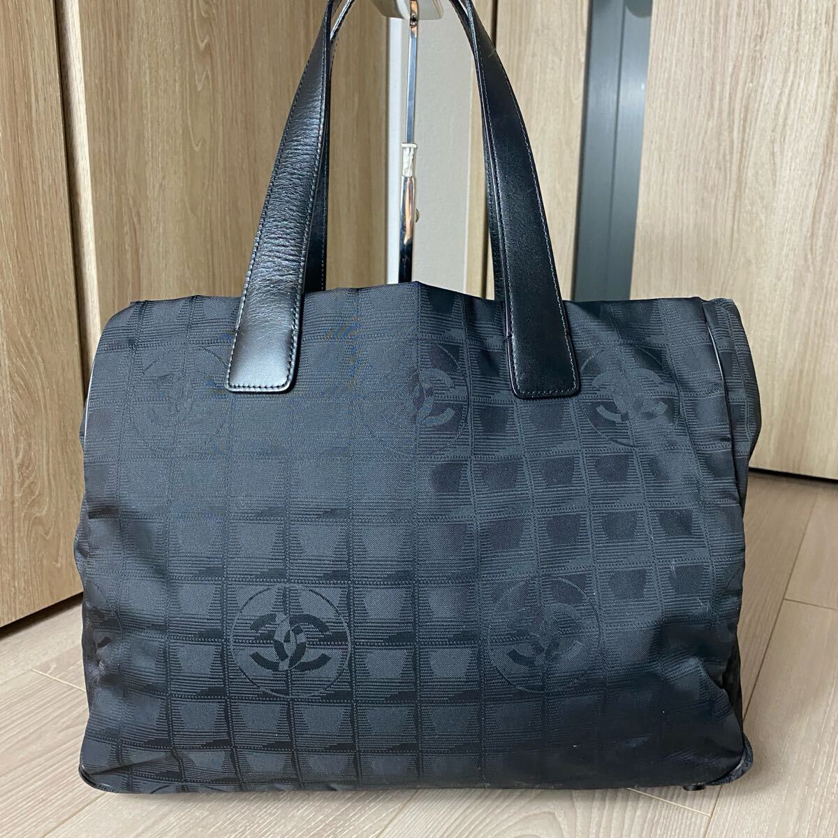 1円 CHANEL シャネル ニュートラベルライン ココマーク トートバッグ 肩掛け A4 ハンド ゴールド金具 ナイロン レザー 本革 ブラック 黒(ハンドバッグ)｜売買されたオークション ...