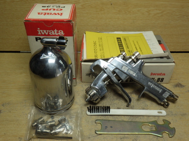 アネスト岩田 iwata エアースプレーガン カップセット W-88 PC-4S 400cc 新 ん(その他)｜売買されたオークション情報、yahooの商品情報をアーカイブ公開 ...