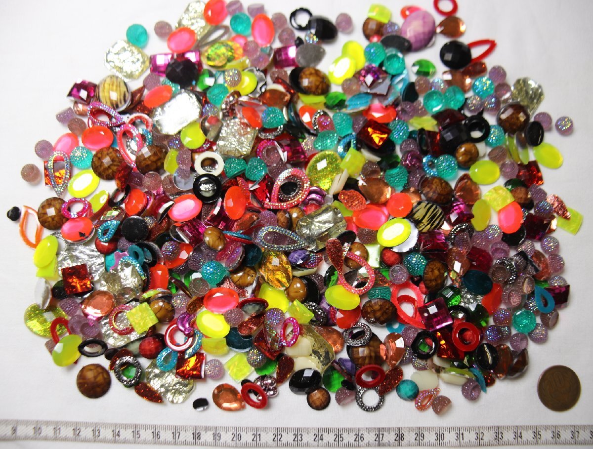 Yahoo!オークション - No.1・大量デコパーツ・260g