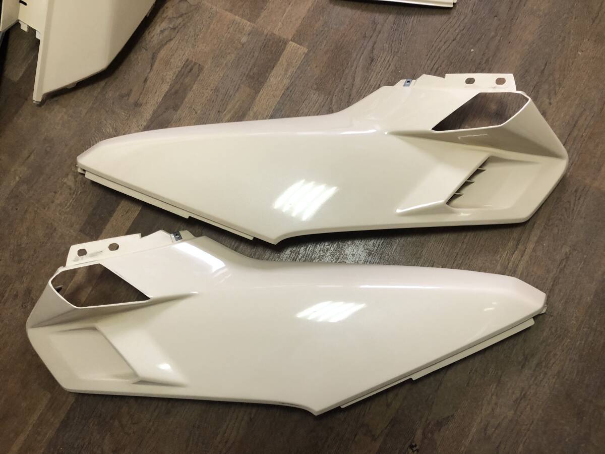 Yahoo!オークション - EE)フュージョンXSE最終型 純正ベージュ色 外装9...