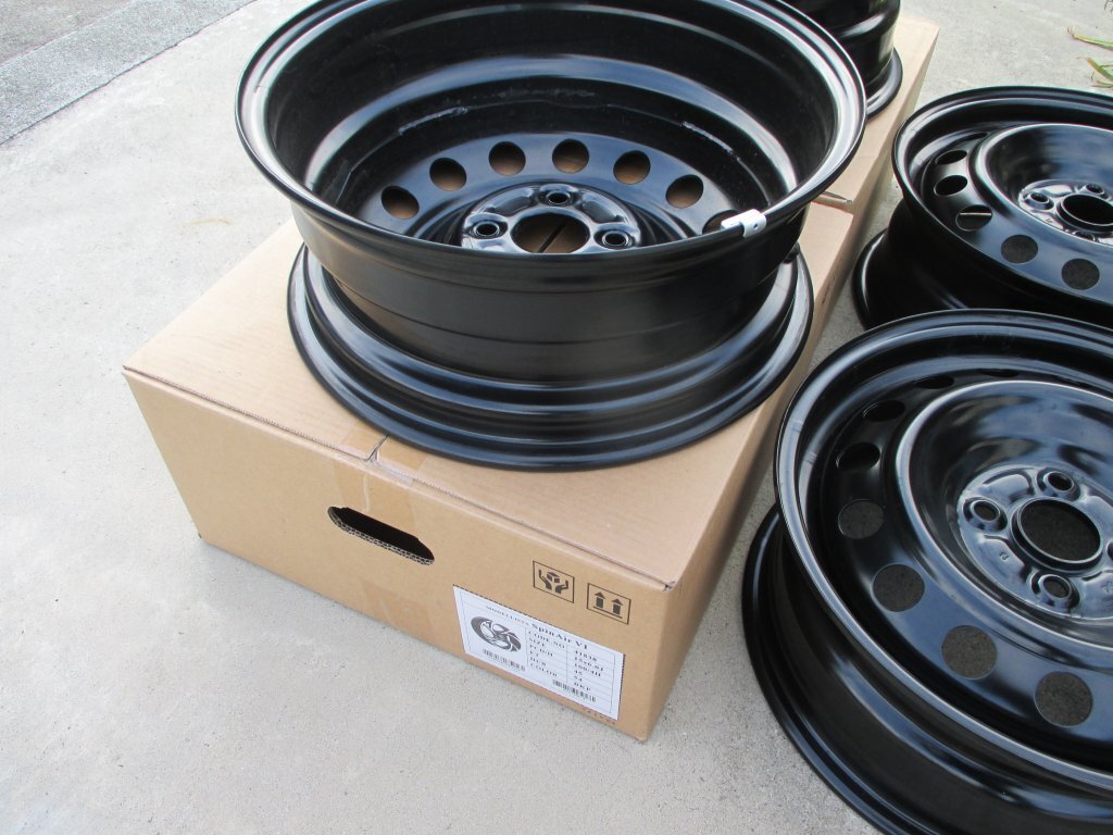 Yahoo!オークション - 4323 新車外し品 15インチ ヤリス 純正 スチール...