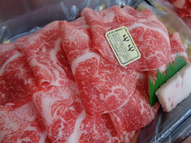Yahoo!オークション - 神姫和牛A5牝 超特モモ＆肩肉（コマ） 4kg ...
