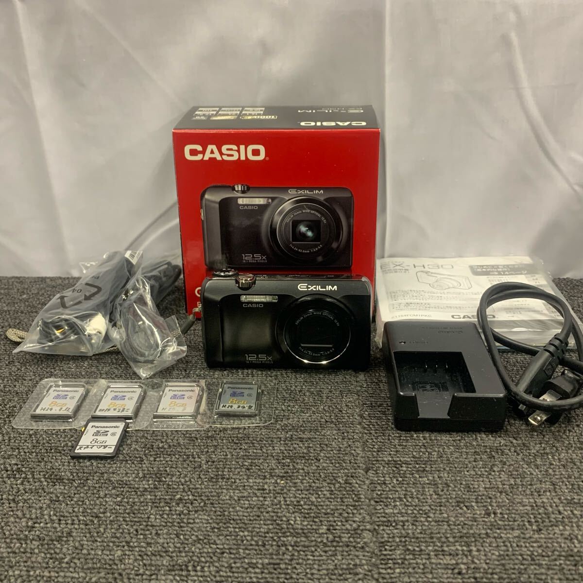 Yahoo!オークション - CASIO(カシオ) コンパクトデジタルカメラ エク...