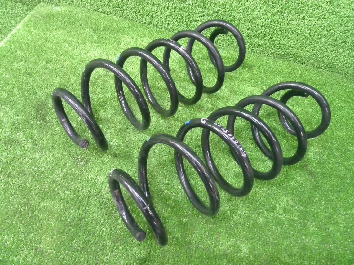 Yahoo!オークション - フリード 5BA-GB5 リア スプリング セット G 6人...