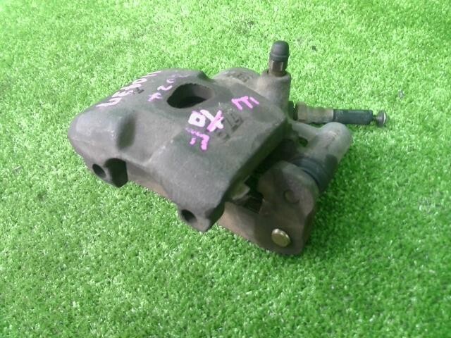 Yahoo!オークション - ミニキャブ V-U42T U41 右 前 フロントキャリパ...