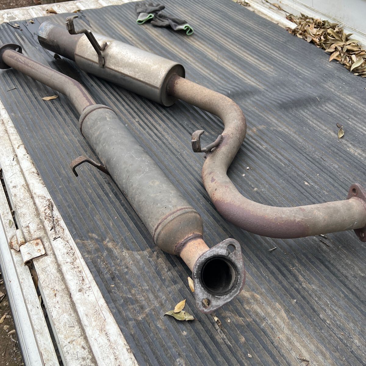 Yahoo!オークション - AE86 4AG HKS マフラー デフ上 社外マフラー