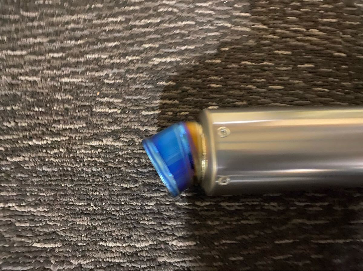 チタンサイレンサー スーパーロング特注品 約84パイ 汎用 Z1 Z2 ZRX GPZ XJR GS CB 取付 60.5用 アウトレット キズ有(マフラー)｜売買されたオークション情報 ...