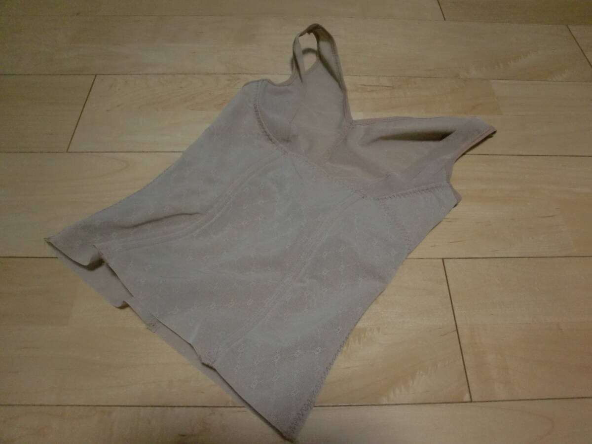 Yahoo!オークション - 44-898 ワコール スリーインワン A~E70