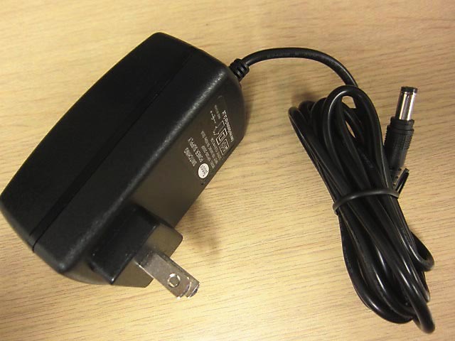 Yahoo!オークション - Innov AC アダプター IVP-1200-2000P 【L】