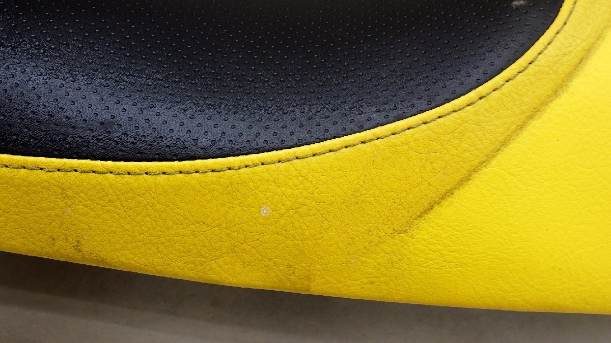 Yahoo!オークション - A026 モンスター S4 シート イエロー ドゥカティ...