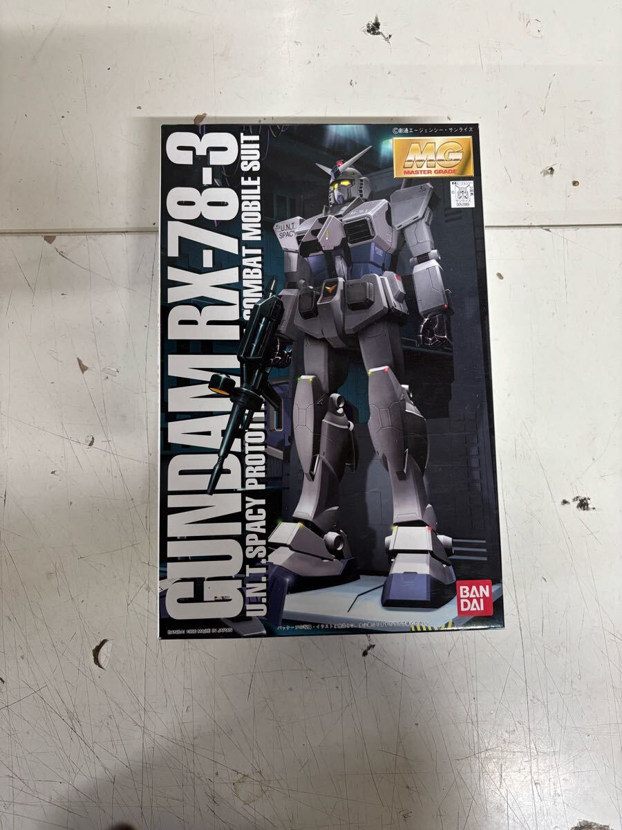 Yahoo!オークション - 【未組立】RX-78-3 G-3 ガンダム 1/100スケール ...
