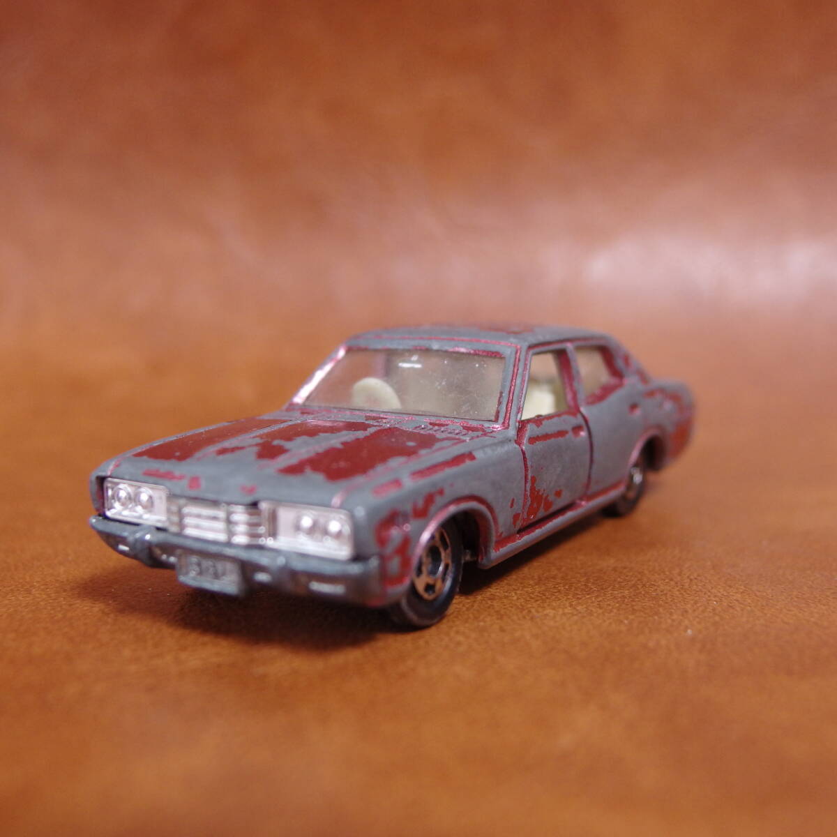 Yahoo!オークション - トミカ NO.13 ニッサン セドリック 2800 SGL