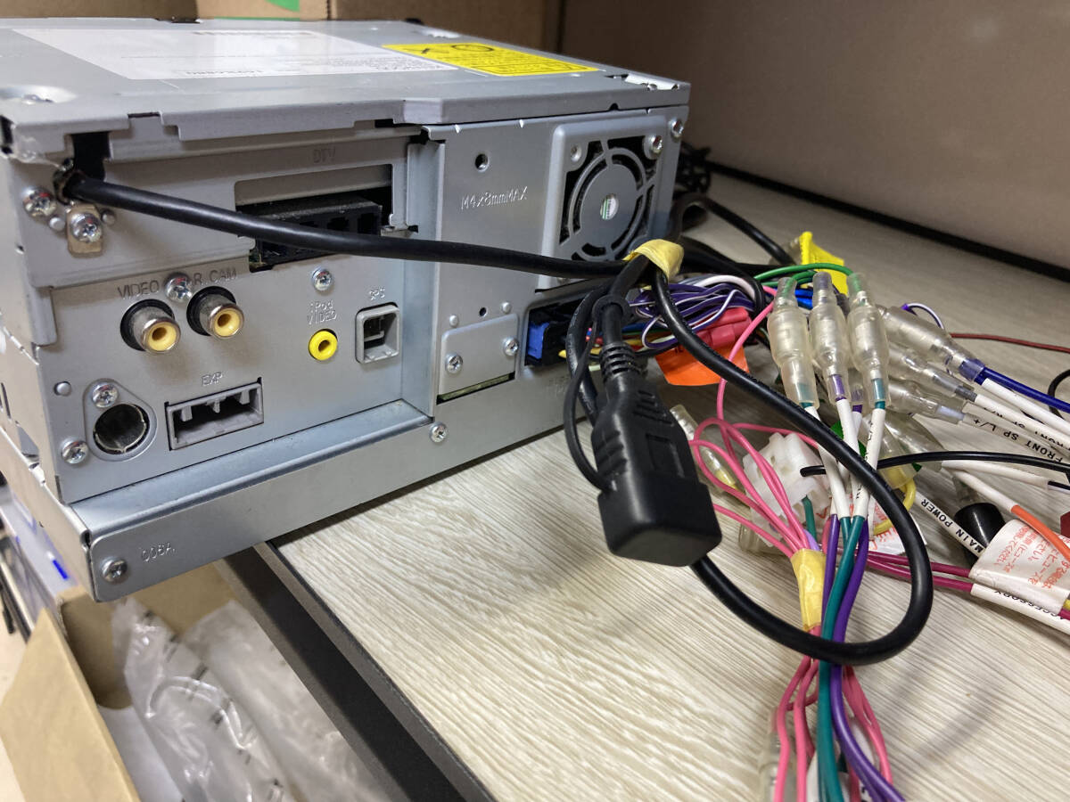 Yahoo!オークション - KENWOOD MDV-L502 彩速カーナビ 管理番号111