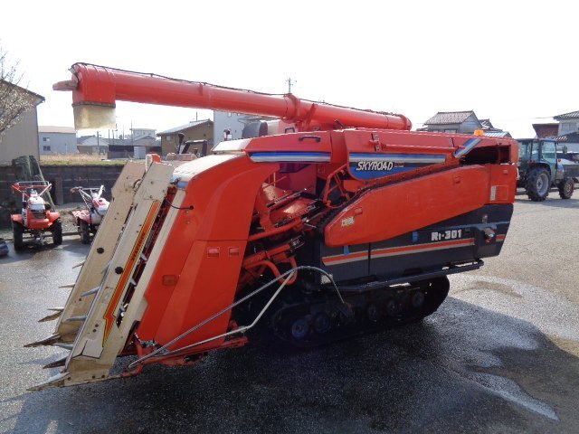 Yahoo!オークション - （富山）クボタ コンバイン R1-301G 3条刈 725h ...