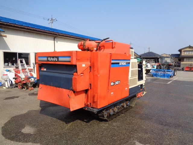 Yahoo!オークション - （富山）クボタ コンバイン R1-301G 3条刈 725h ...