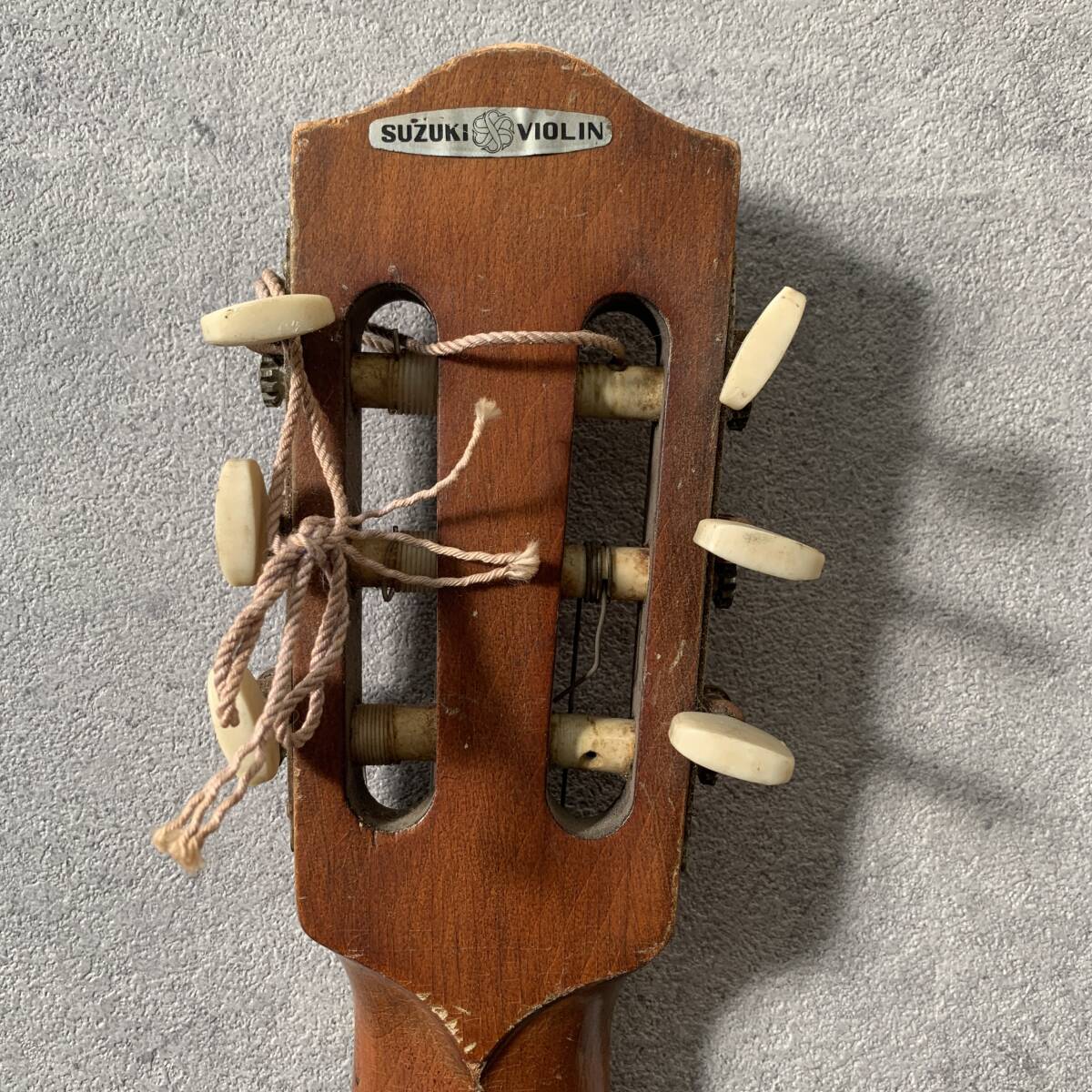 ♯1572 ジャンク品 SUZUKI VIOLIN NO.401 クラシックギター 現状品 ジャンク(本体)｜売買されたオークション情報、yahooの商品情報をアーカイブ公開 - オークファン ...