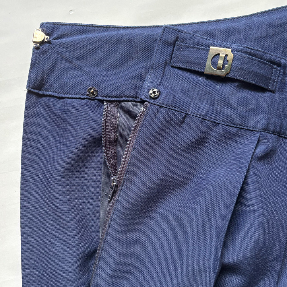 Yahoo!オークション - プリーツスカート | w81-丈59 | 夏 | 紺 | 大き...