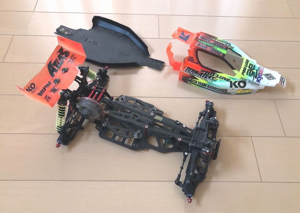 Yahoo!オークション - 京商 KYOSHO レーザー ZXS アトラス コンバージ...