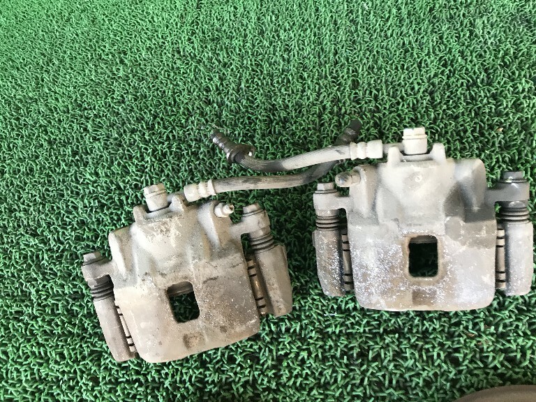 Yahoo!オークション - ライフ JC1 ブレーキキャリパー 左右 ローター ...