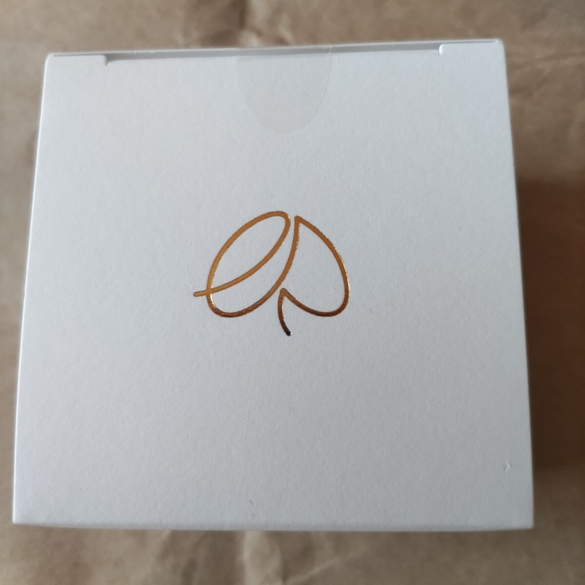 Yahoo!オークション - 送料無料 新品 EBM ESスキンクリーム 100g