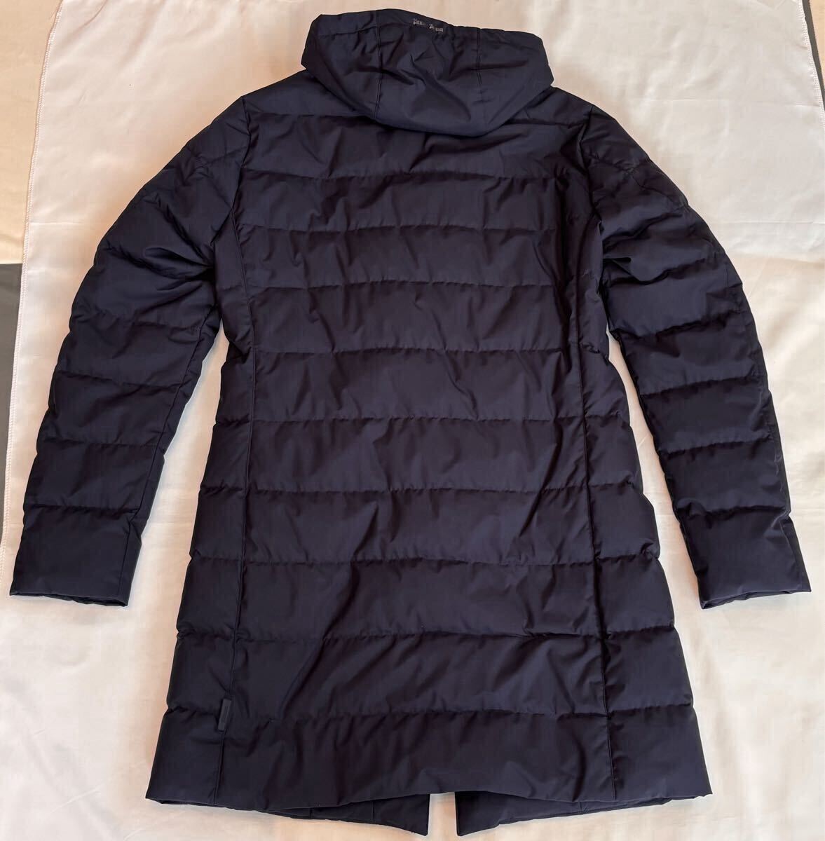 ヘルノ HERNO サイズ 44 S〜M ダウンコート ロング丈 コート ゴアテックス ネイビー系 ナイロン ダウン ダウンジャケット(Sサイズ)｜売買されたオークション情報、yahooの商品 ...