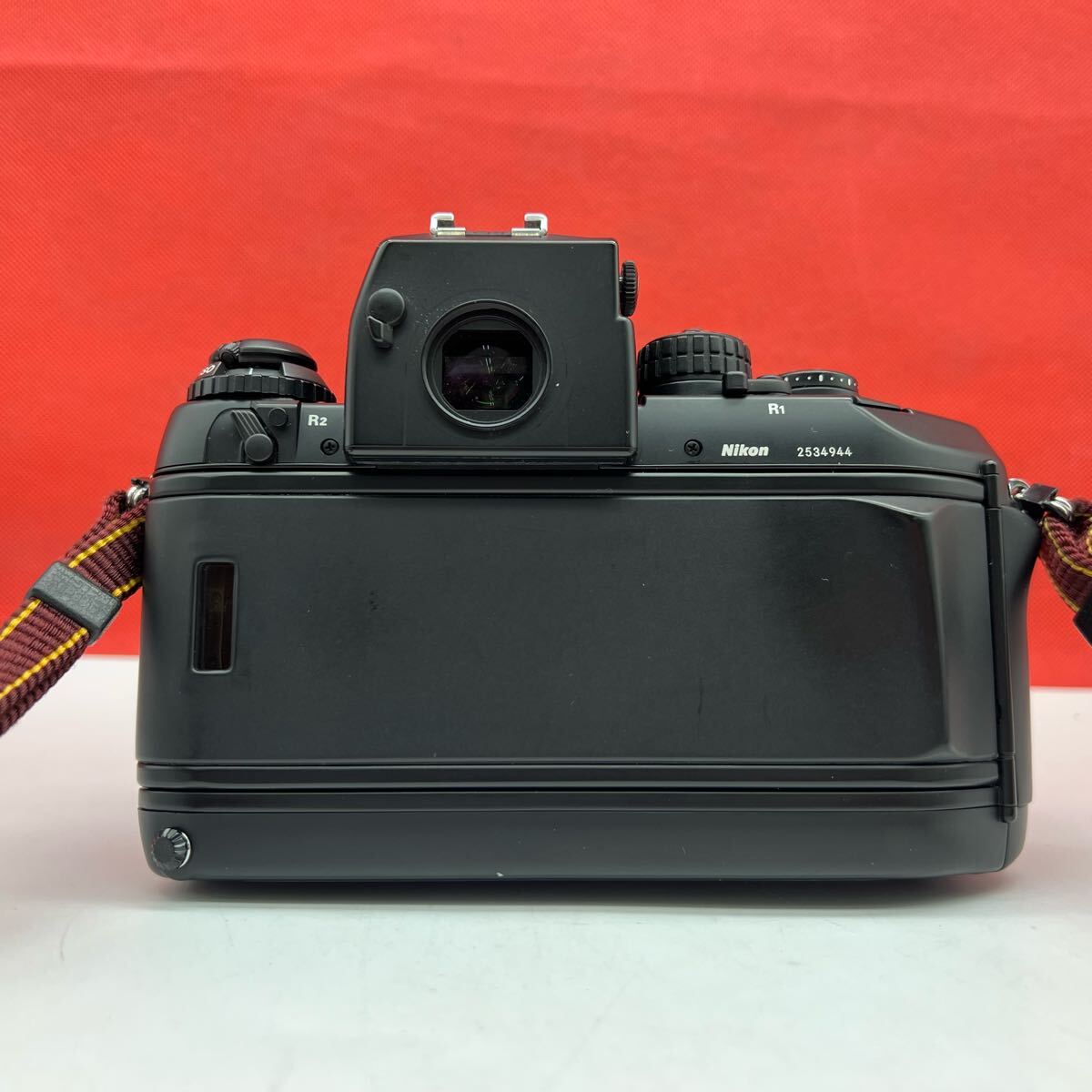 Yahoo オークション 防湿庫保管品 Nikon F4 一眼レフフィルムカメラ