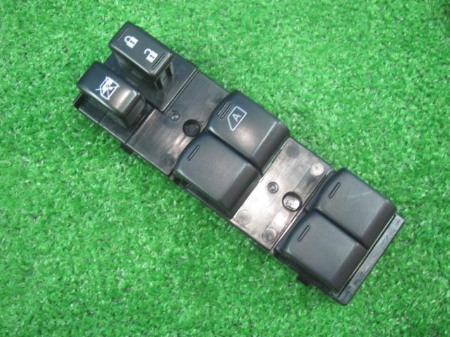 Yahoo!オークション - キューブ DBA-Z12 パワーウインドウスイッチ 25...