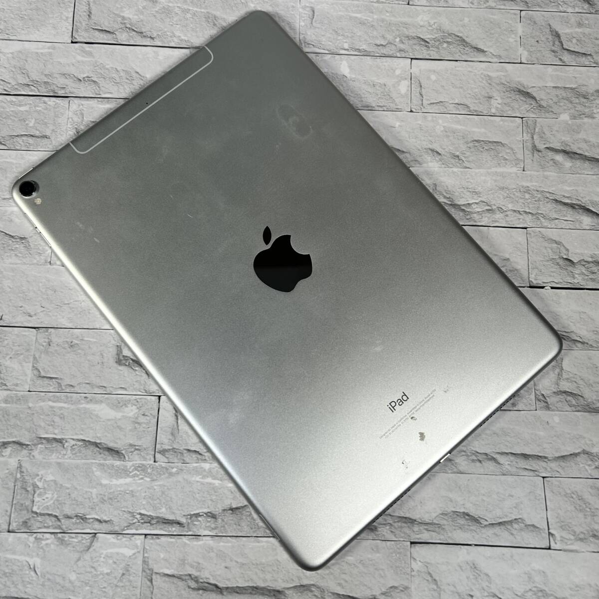 Yahoo!オークション - Apple iPad Pro 10.5インチ Wi-Fi+Cellular AU 2...
