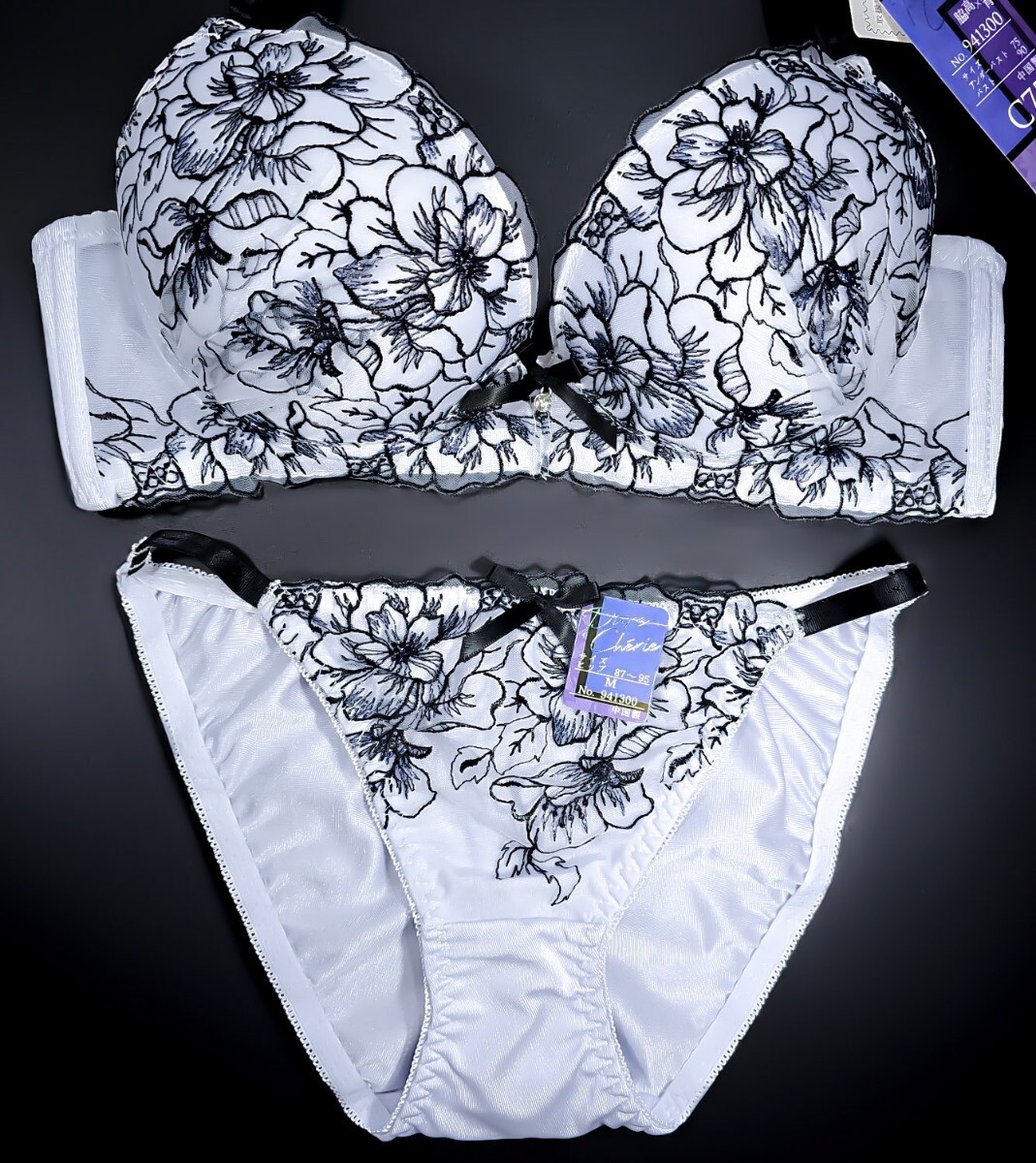 Yahoo!オークション - C75M ブラショーツセット フラワーガーデンラメ...