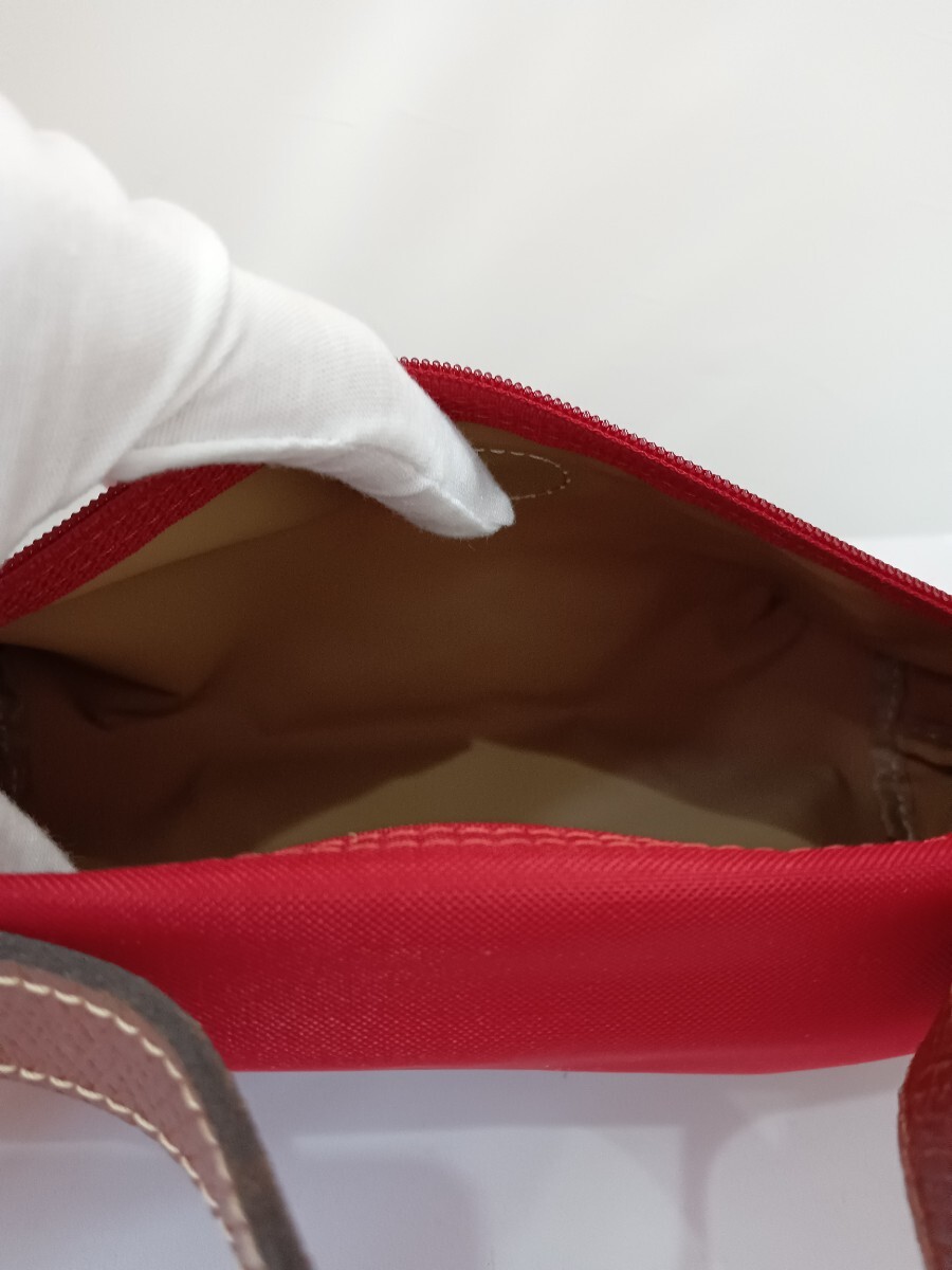 Yahoo!オークション - 【Y80】 LONGCHAMP ポーチ 小物入れ化粧ポーチ ...