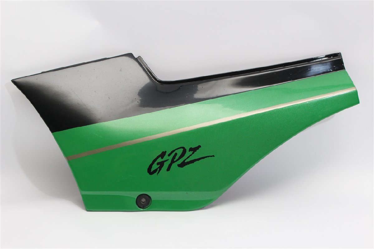 GPZ900R A8 サイドカバー 左 ZX900A-059(パーツ)｜売買されたオークション情報、yahooの商品情報をアーカイブ公開 - オークファン（aucfan.com）
