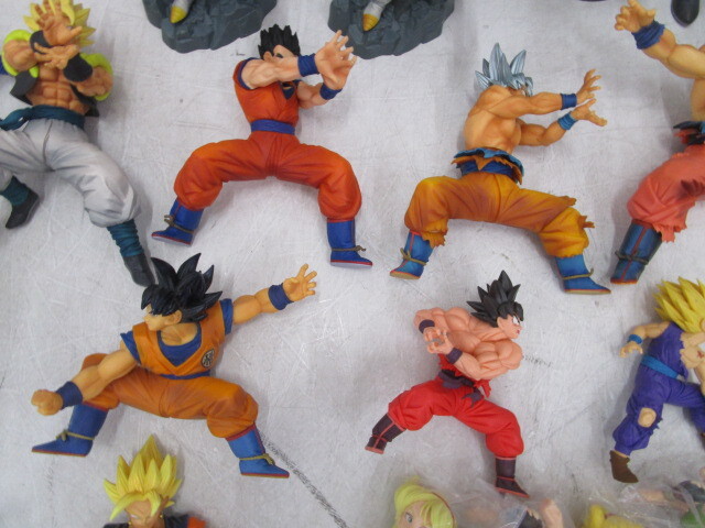 Yahoo!オークション - T0327-5Y/ 箱なし ドラゴンボール フィギュア 計...