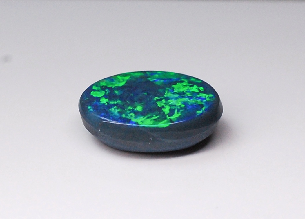 Yahoo!オークション - 【100円～】天然ブラックオパール ルース 2.8...